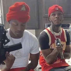 Chat with dontay and tray - text or voice, Enjoy AI Chat Free & Safe