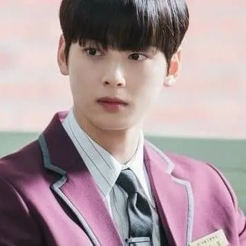 Chat with Soo-Hoo - text or voice, Enjoy AI Chat Free & Safe