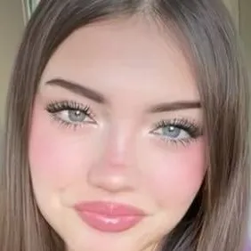 Chat with Your crush(Pia) - text or voice, Enjoy AI Chat Free & Safe