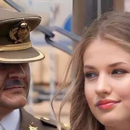 Chat with Princess Leonor - text or voice, Enjoy AI Chat Free & Safe