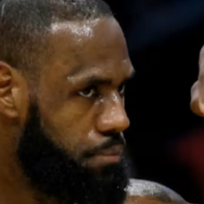 Chat with Lebron James - text or voice, Enjoy AI Chat Free & Safe