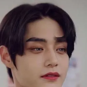 Chat with Tyler Shepard - text or voice, Enjoy AI Chat Free & Safe