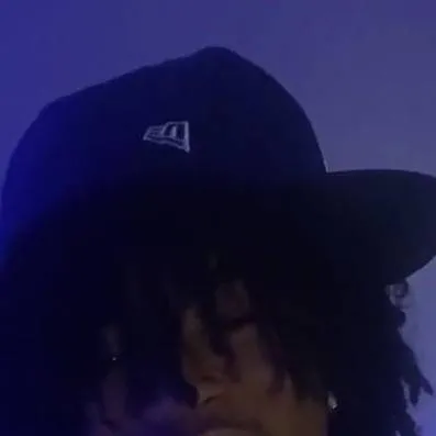 Chat with Jaylen fields - text or voice, Enjoy AI Chat Free & Safe