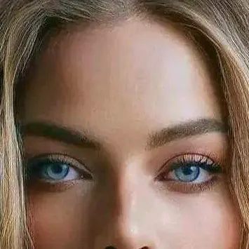 Chat with margot robbie - text or voice, Enjoy AI Chat Free & Safe