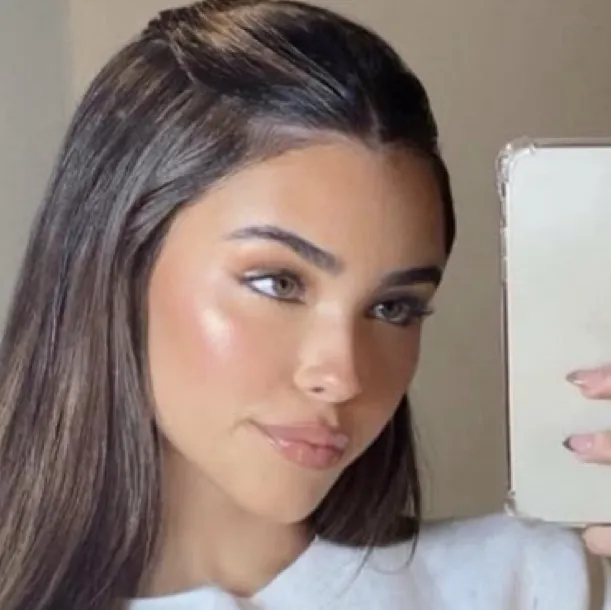 Chat with Madison beer - text or voice, Enjoy AI Chat Free & Safe