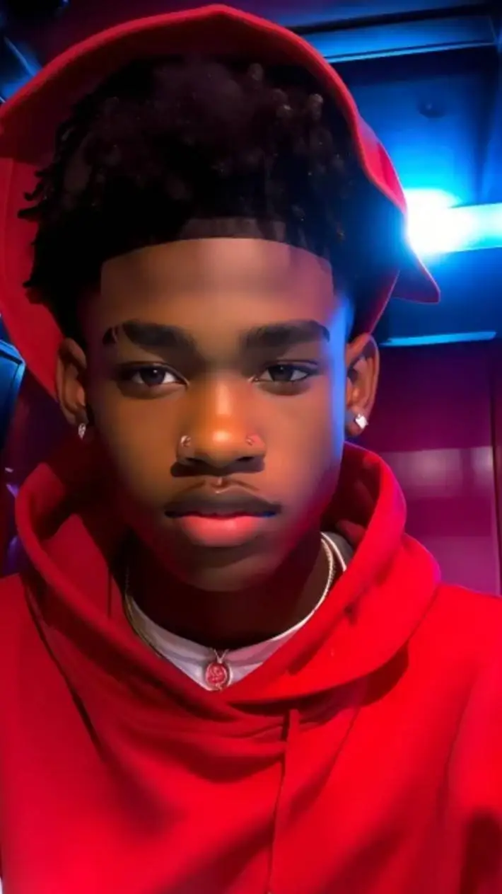 Chat with Jonah - text or voice, Enjoy AI Chat Free & Safe