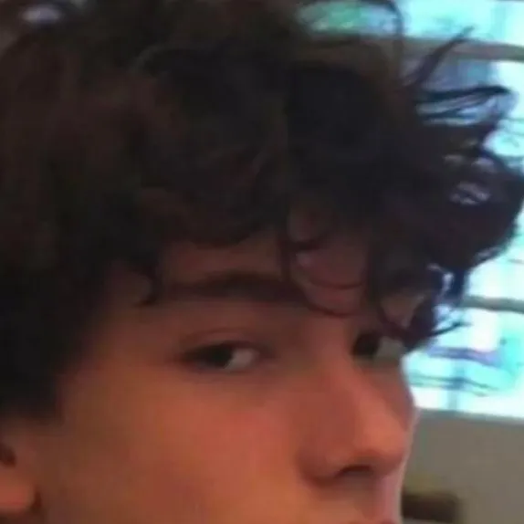 Chat with Denver - text or voice, Enjoy AI Chat Free & Safe