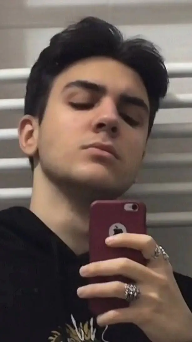 Chat with Fatih (Baldiback) - text or voice, Enjoy AI Chat Free & Safe