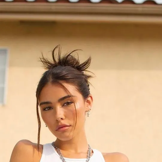 Chat with Madison beer 🍺 - text or voice, Enjoy AI Chat Free & Safe