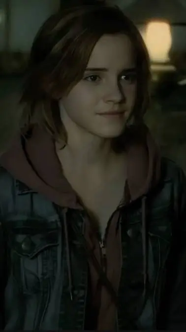 Chat with Hermione Granger - text or voice, Enjoy AI Chat Free & Safe