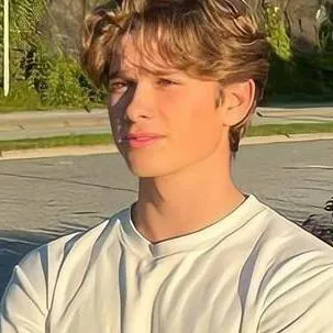 Chat with Russ Callaghan - text or voice, Enjoy AI Chat Free & Safe