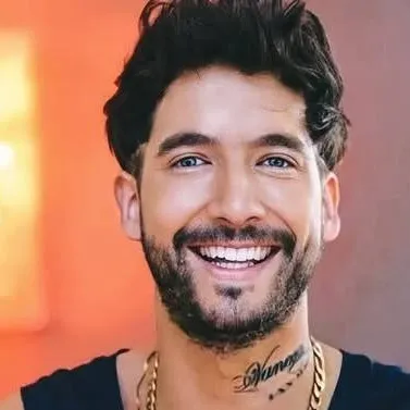 Chat with Charly flow - Enjoy Free AI Character Voice Chat | Talkie AI