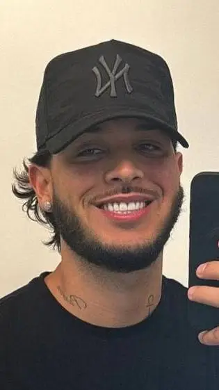 Chat with Roa - text or voice, Enjoy AI Chat Free & Safe