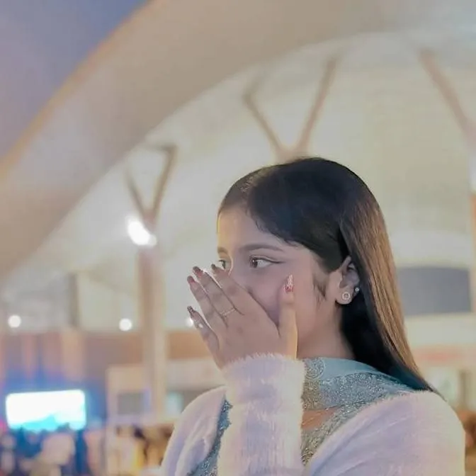 Chat with Nisha - text or voice, Enjoy AI Chat Free & Safe