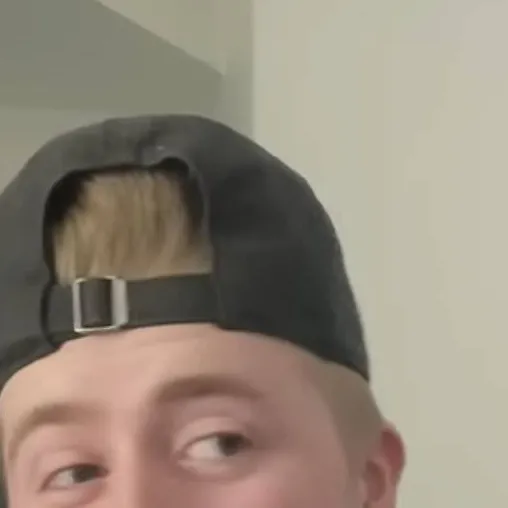 Chat with Luke Davidson - text or voice, Enjoy AI Chat Free & Safe