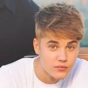 Chat with Justin Bieber - text or voice, Enjoy AI Chat Free & Safe