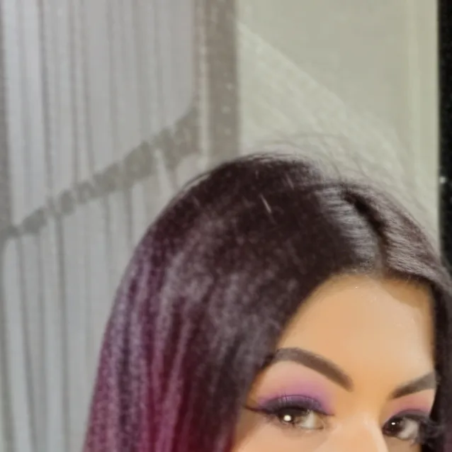 Chat with ari uribe - text or voice, Enjoy AI Chat Free & Safe