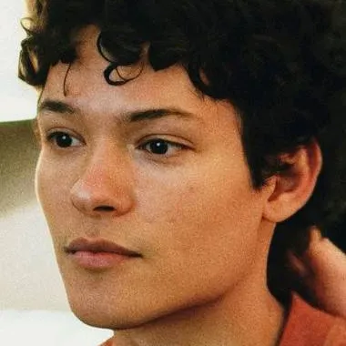 Chat with Simon Eriksson - text or voice, Enjoy AI Chat Free & Safe