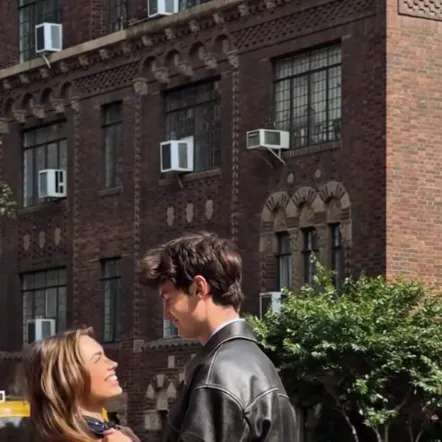 Chat with Miles Vanderbilt - text or voice, Enjoy AI Chat Free & Safe