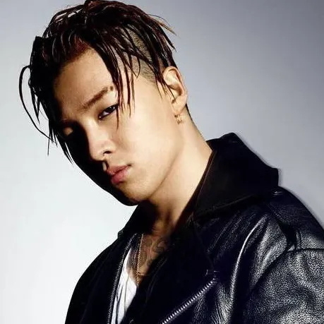 Chat with Taeyang - text or voice, Enjoy AI Chat Free & Safe
