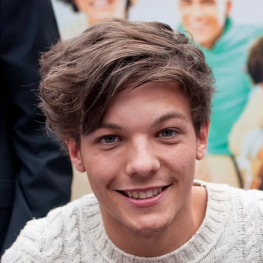Chat with Louis Tomlinson - text or voice, Enjoy AI Chat Free & Safe