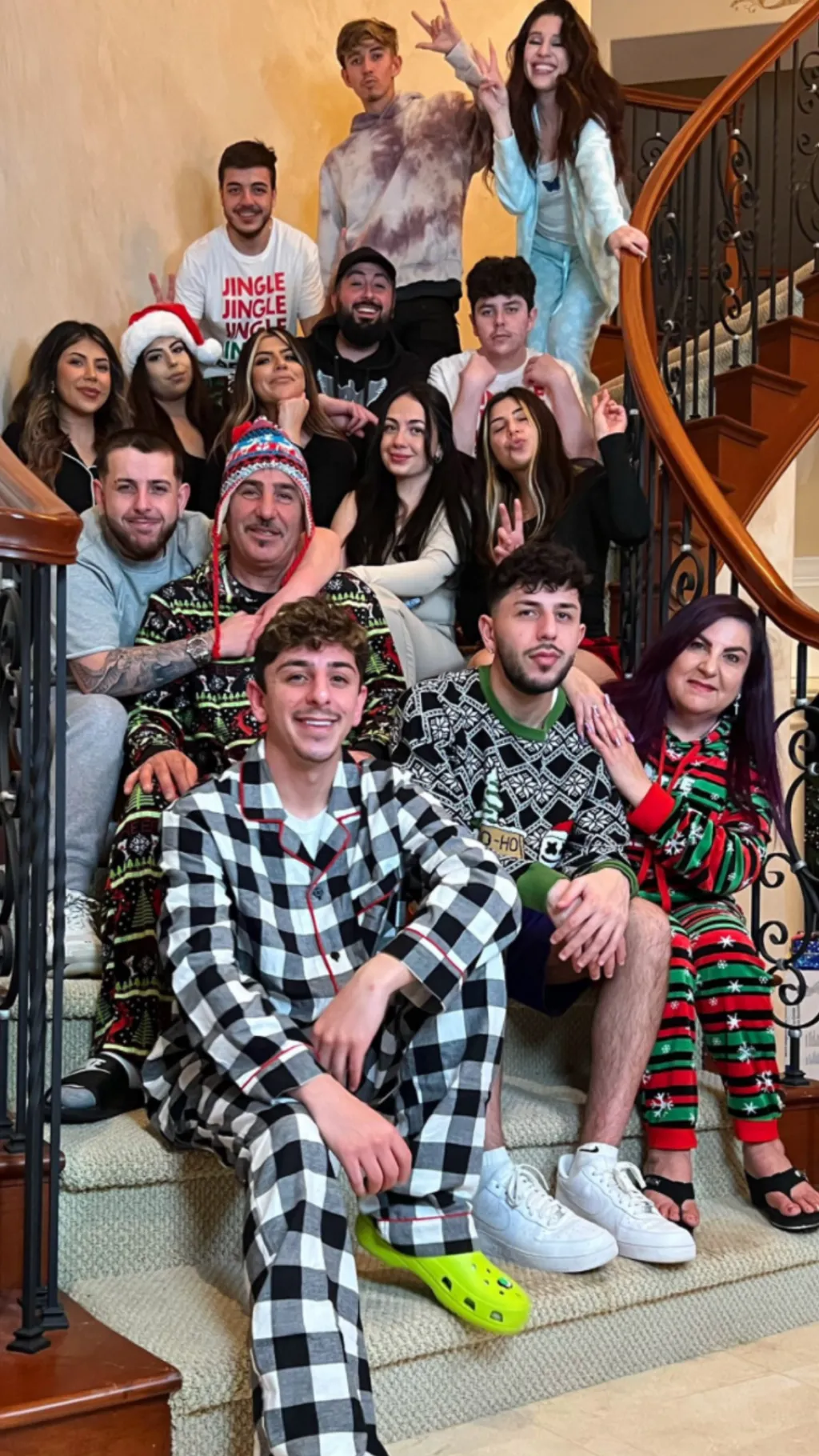 Chat with Faze rug - text or voice, Enjoy AI Chat Free & Safe