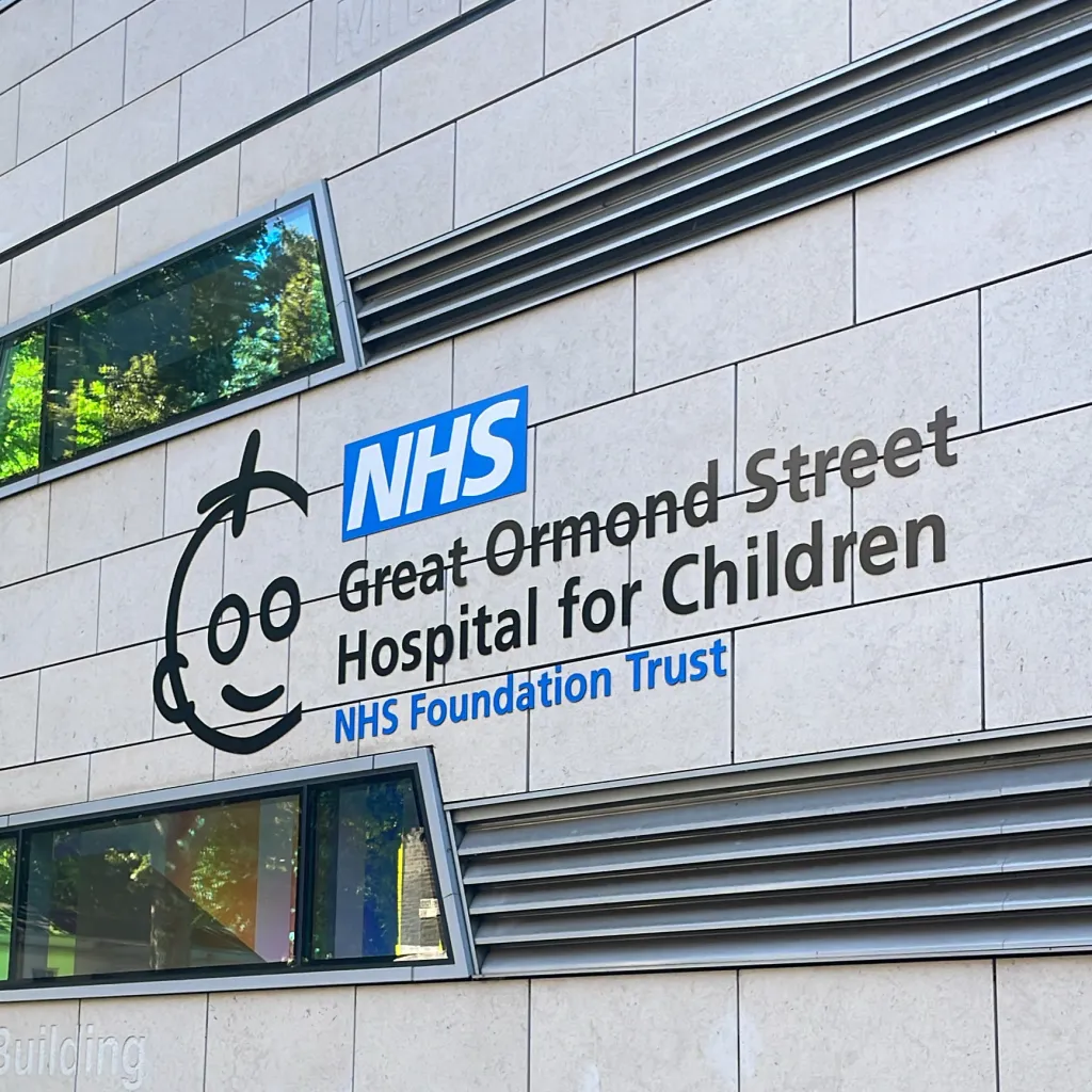 Chat with Children hospital - text or voice, Enjoy AI Chat Free & Safe