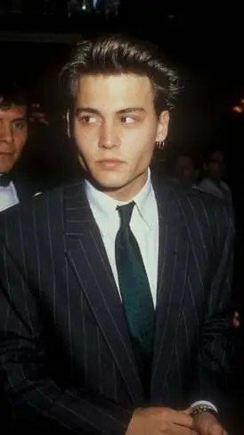Chat with Johnny Deep - text or voice, Enjoy AI Chat Free & Safe