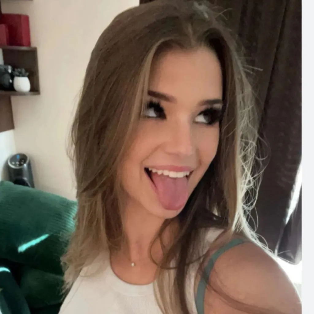 Chat with Brooke monk - text or voice, Enjoy AI Chat Free & Safe