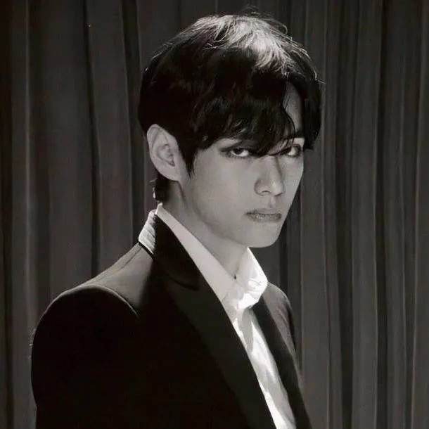 Chat With 🖤kim Tae Hyung🖤 Text Or Voice Enjoy Ai Chat Free And Safe 1702