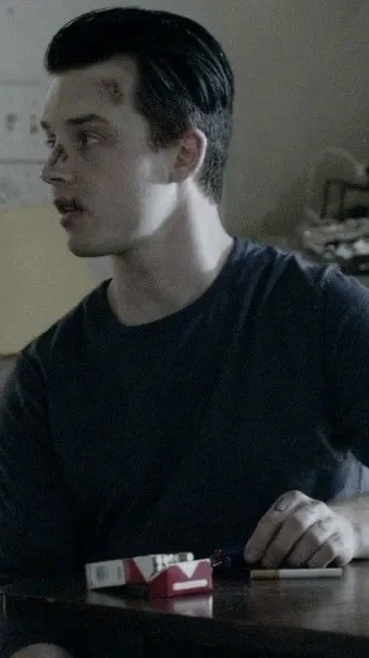 Chat with Mickey milkovich - text or voice, Enjoy AI Chat Free & Safe