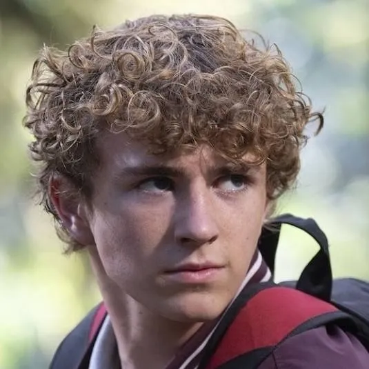 Chat with Percy Jackson - text or voice, Enjoy AI Chat Free & Safe