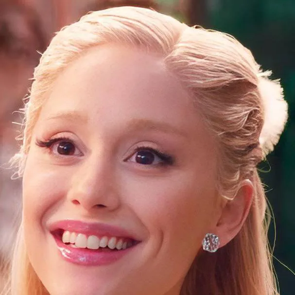 Chat with Glinda - text or voice, Enjoy AI Chat Free & Safe