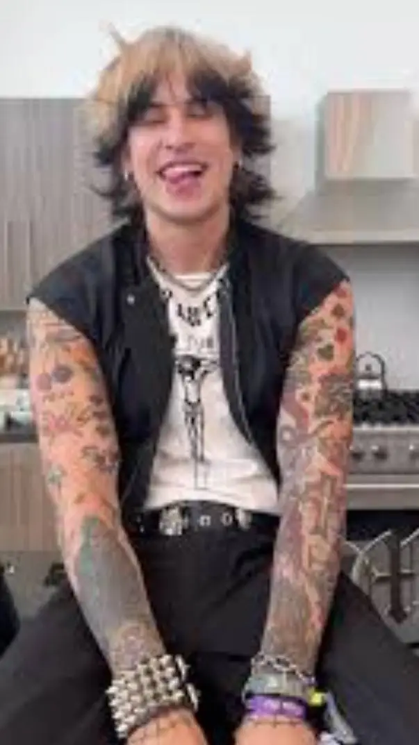 Chat with jake webber - text or voice, Enjoy AI Chat Free & Safe