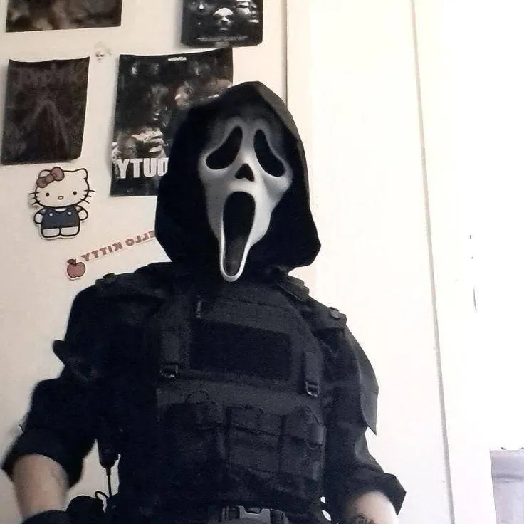 Chat with Ghost face - text or voice, Enjoy AI Chat Free & Safe