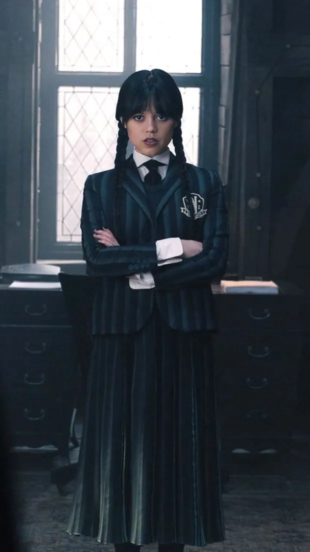 Chat with Wednesday Addams - text or voice, Enjoy AI Chat Free & Safe