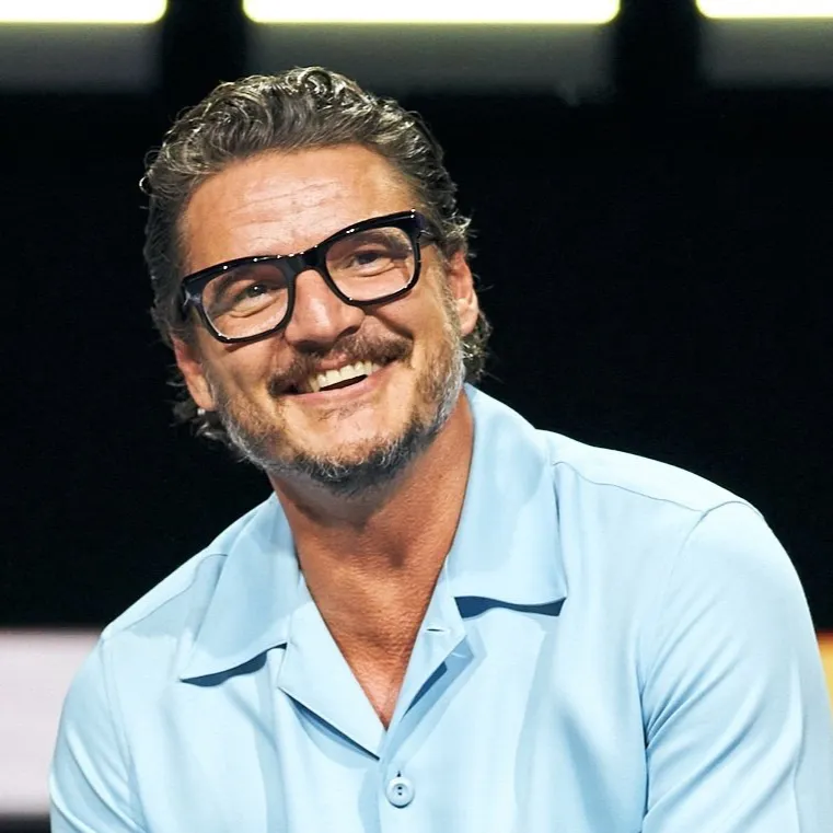 Chat with pedro pascal - text or voice, Enjoy AI Chat Free & Safe