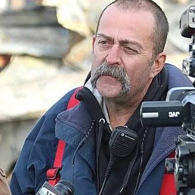 Chat with Dale Carbaugh - text or voice, Enjoy AI Chat Free & Safe