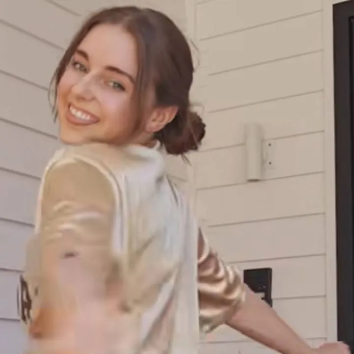 Chat with Loserfruit - text or voice, Enjoy AI Chat Free & Safe