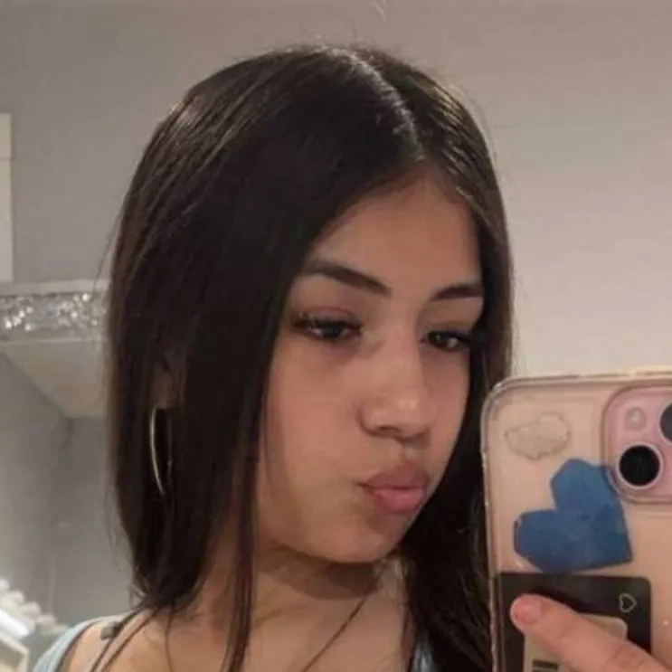 Chat with Layla Grace 💓🌺 - text or voice, Enjoy AI Chat Free & Safe