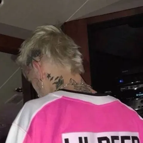 Chat with Lil peep - text or voice, Enjoy AI Chat Free & Safe