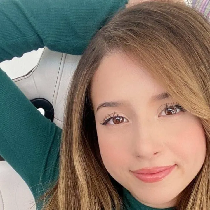 Chat with Pokimane - text or voice, Enjoy AI Chat Free & Safe