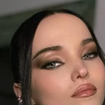 Chat with Dove Cameron - text or voice, Enjoy AI Chat Free & Safe