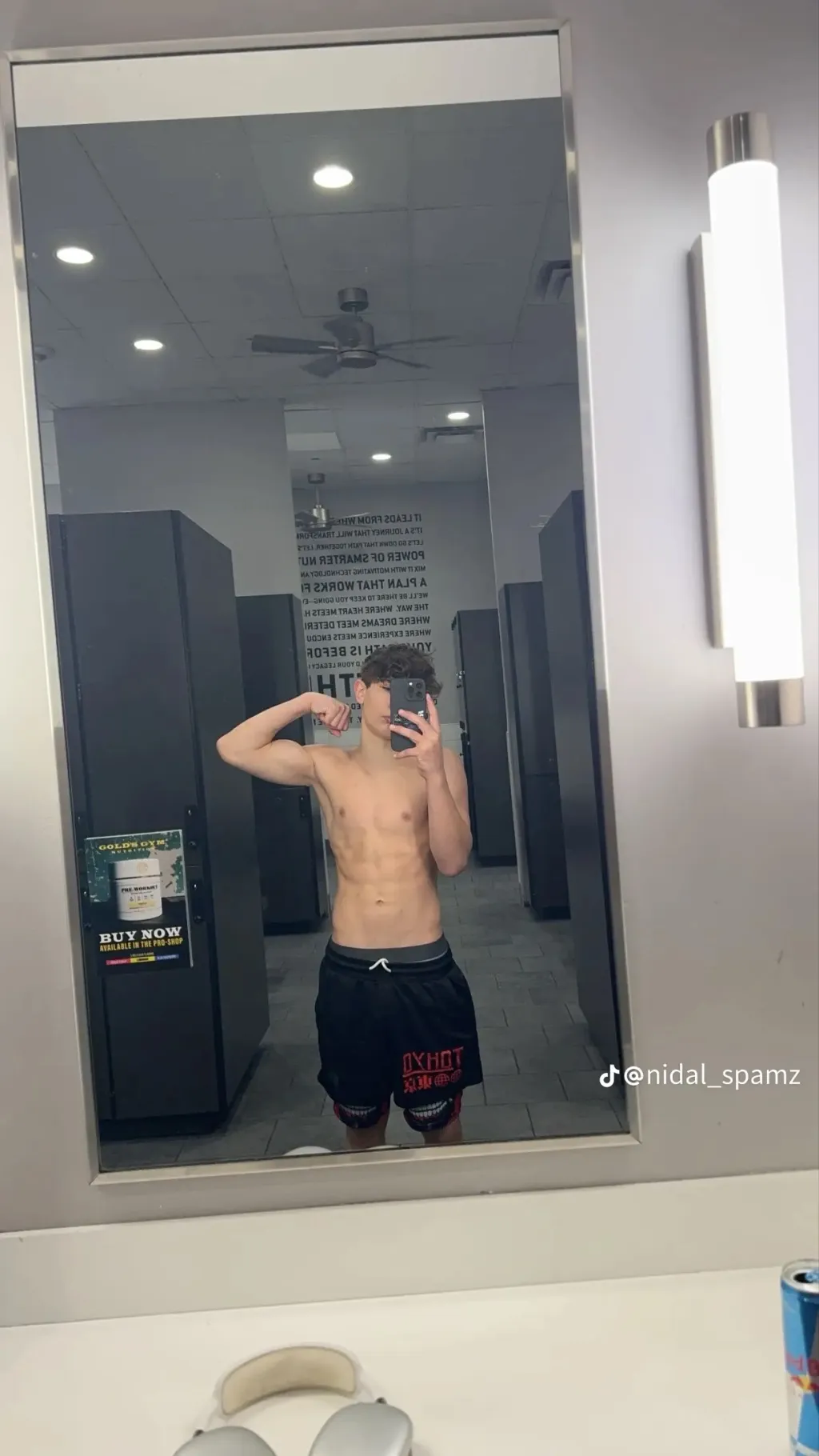 Chat with Nidal wonder - text or voice, Enjoy AI Chat Free & Safe