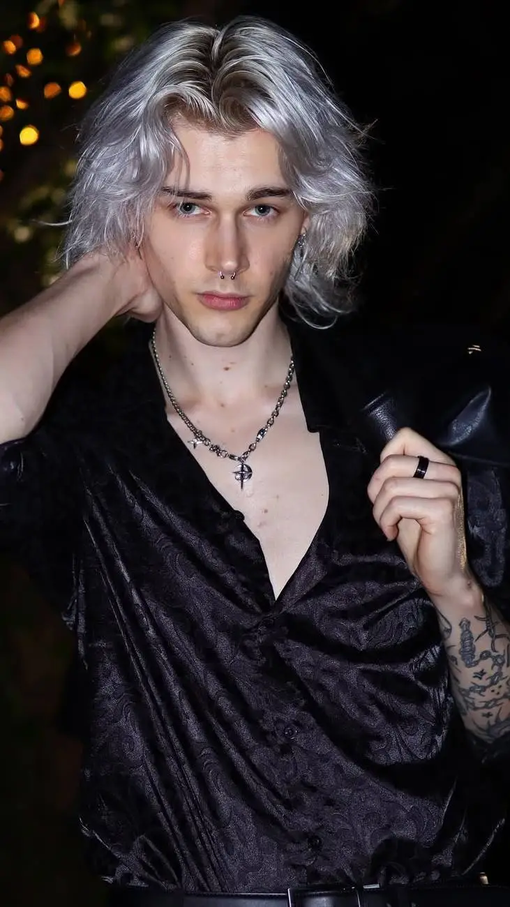 Chat with Brodie Mann - text or voice, Enjoy AI Chat Free & Safe